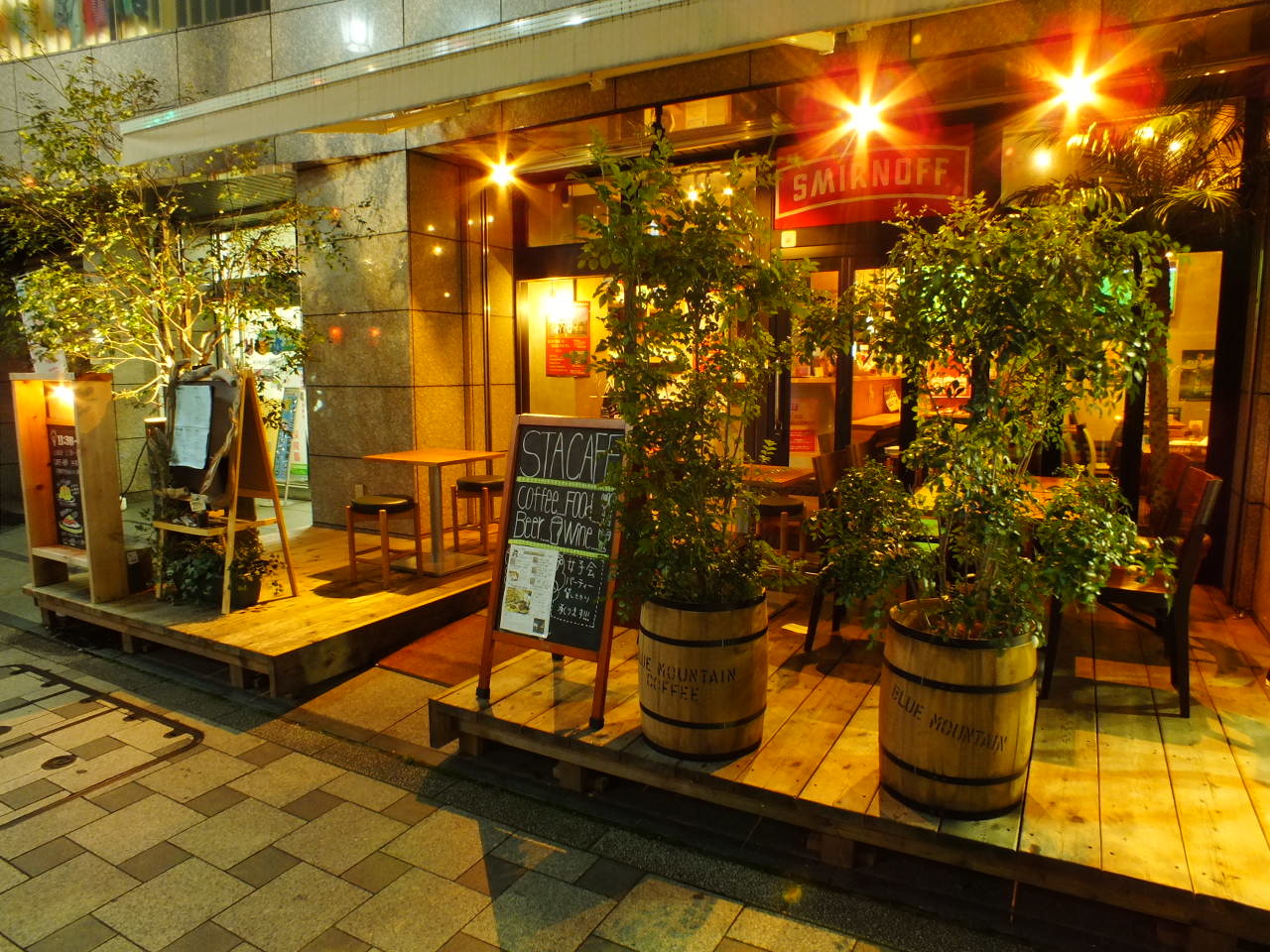Lunch、Cafe＆SportsBar StaCafe