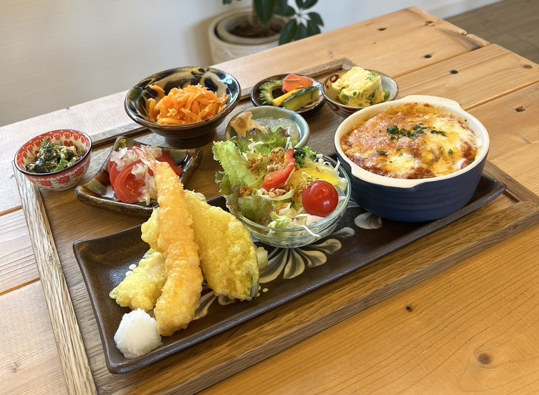 4/10(水)〜4/14(日)今週のランチメニュー | cafe mocco・occo