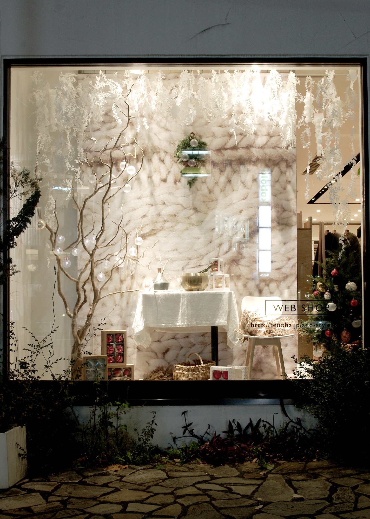 TENOHA代官山 “& STYLE STORE” ディスプレイ手掛けました | nekonekodesign PAPER ARTS