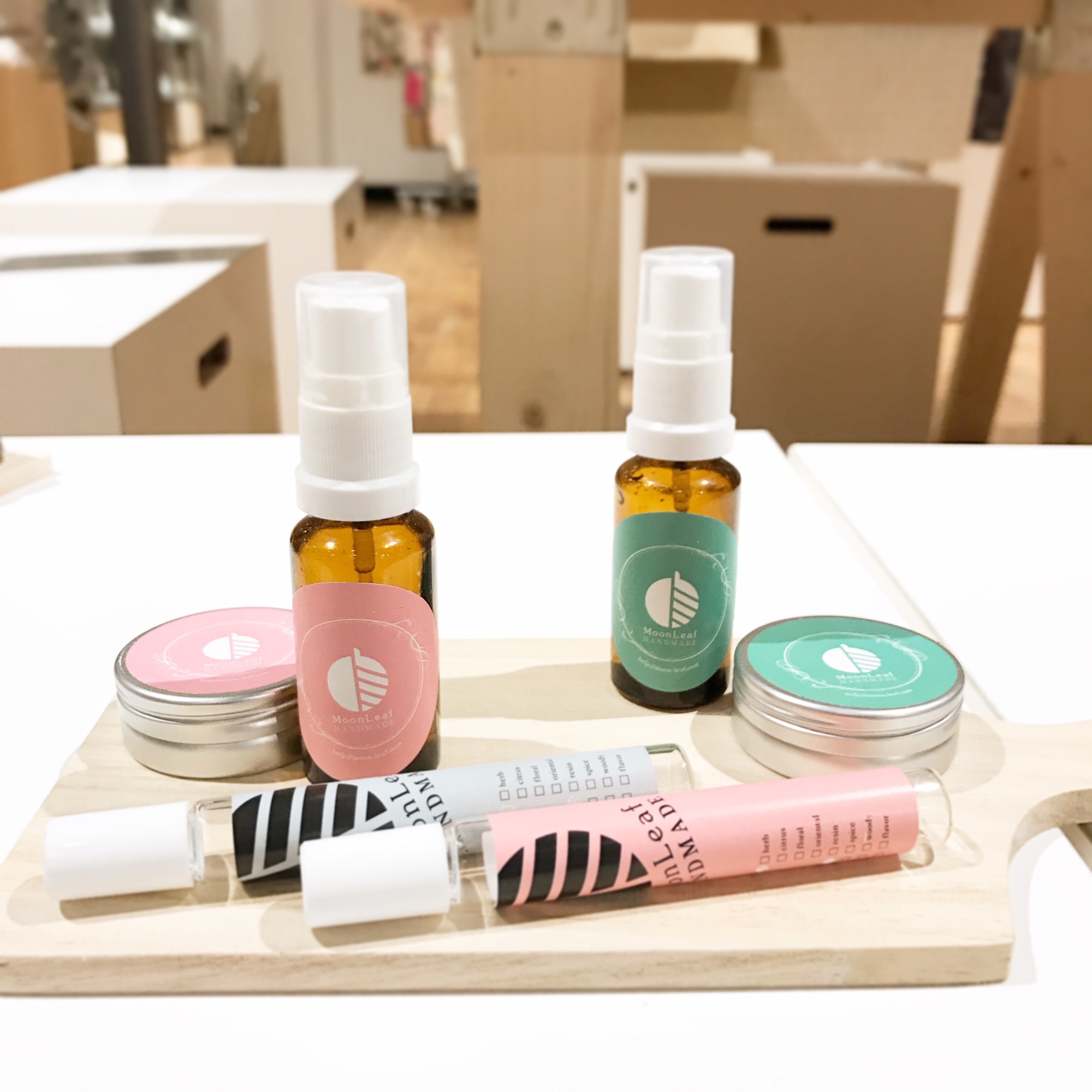 『作る』を楽しもう。 ～自分好みのアロマ『カオリヲツクリマス』の会～ | MoonLeaf sapporo / 札幌市東区の100種類以上の香りが楽しめるアロマスクール＆トリートメントサロン