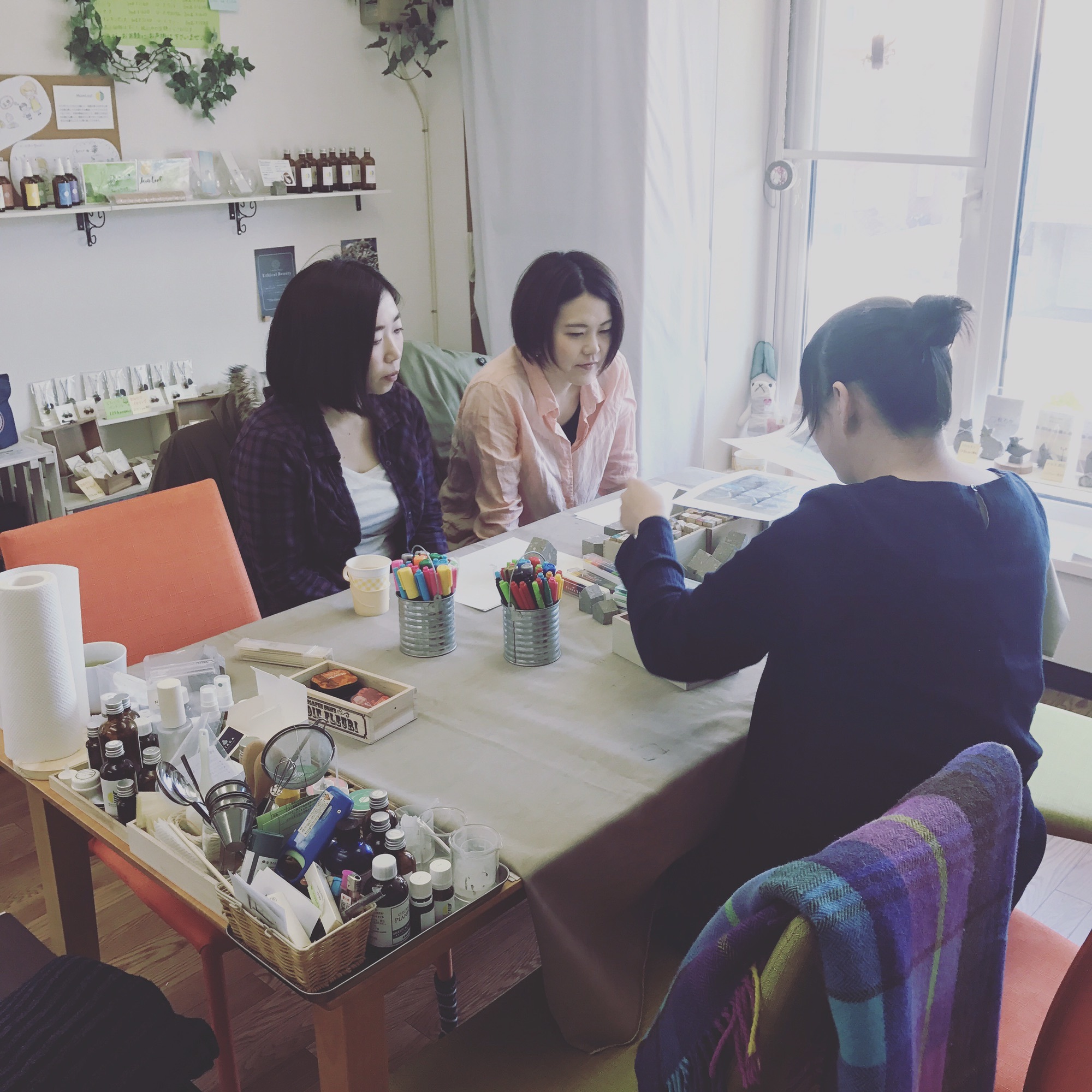 始まりましたー♪みんなが笑顔の時間〜HappySmile〜 | MoonLeaf sapporo / 札幌市東区の100種類以上の香りが楽しめるアロマスクール＆トリートメントサロン