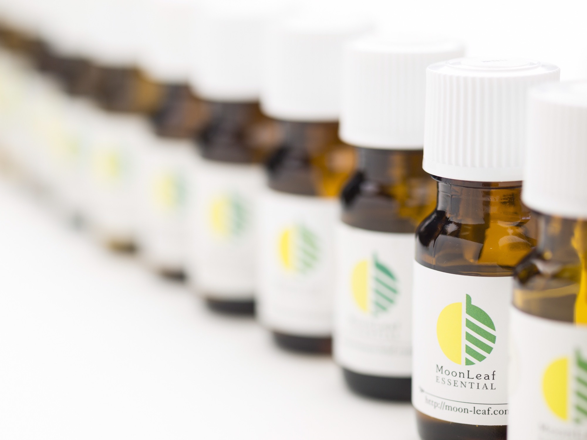 苦手な香りが好きな香りへ〜パチュリ〜 | MoonLeaf sapporo / 札幌市東区の100種類以上の香りが楽しめるアロマスクール＆トリートメントサロン