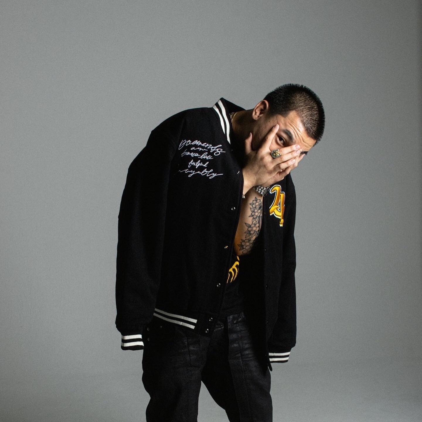 T-STONEがWatsonとBonberoを迎えた新曲『GONG』をリリース | 日本語ラップ専門アカウント