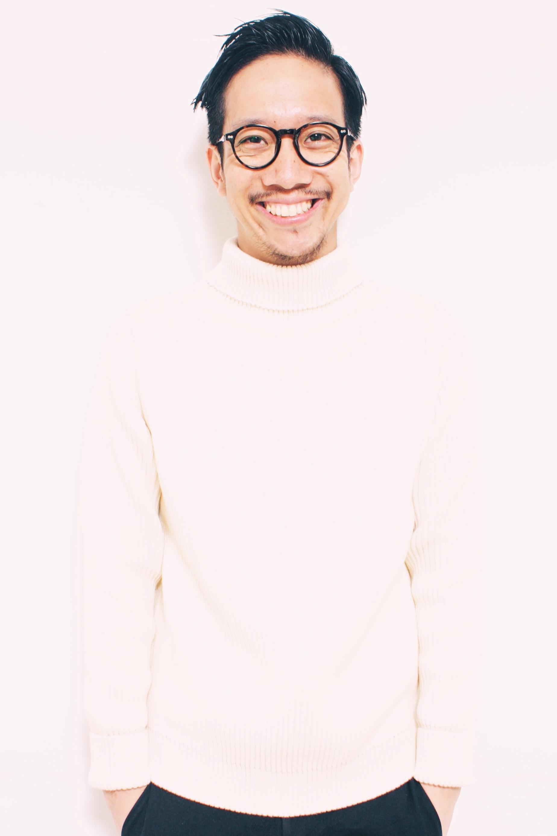 Profile | TORU YOSHII