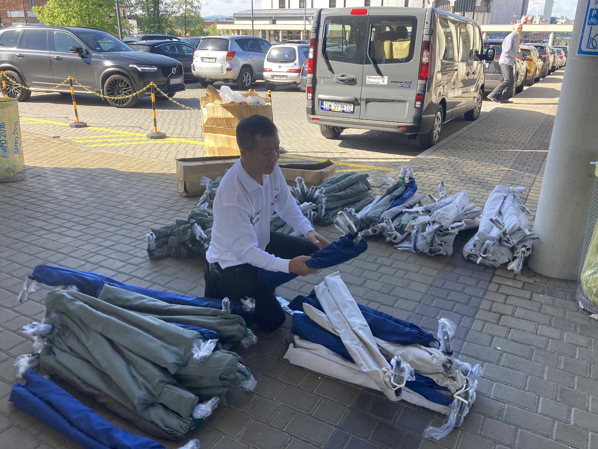 「JINRIKI」ウクライナ支援プロジェクト3日目（5/29） | office FUCHI 〜オフィス・フチ〜 〈渕山知弘〉