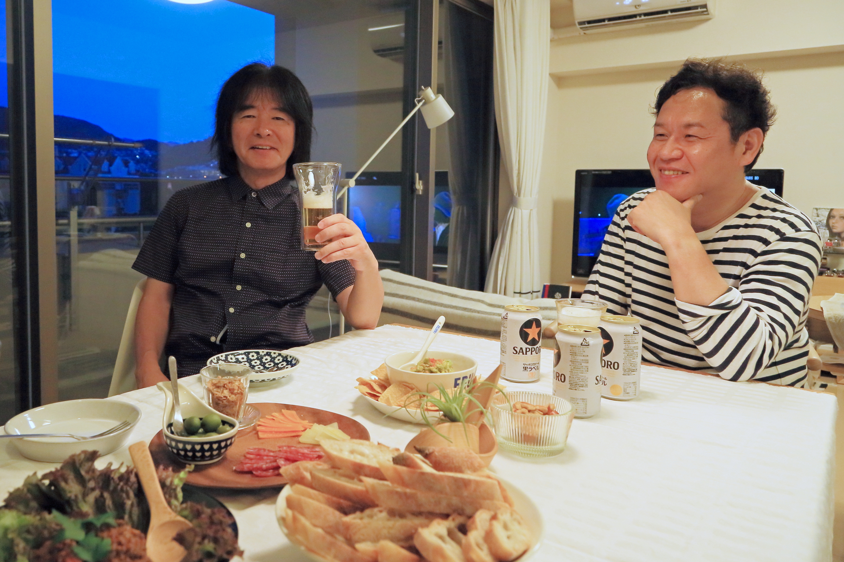 独身貴族の友人邸にて | match33's Ownd