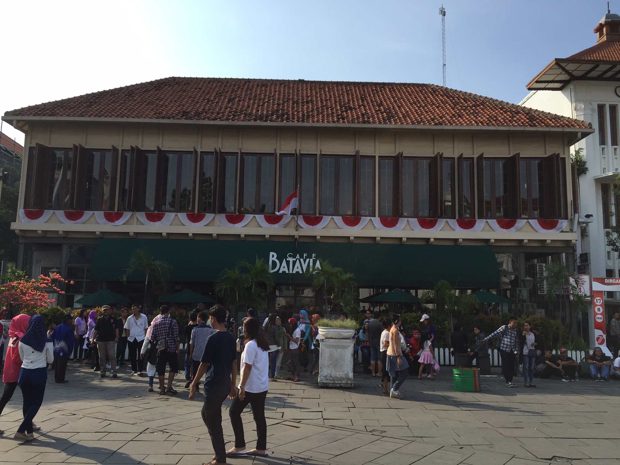 CAFE BATAVIAへ | Enjoy Jakarta Life