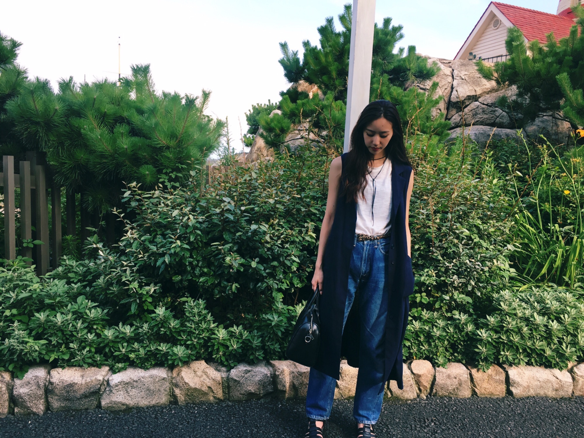 休日コーディネートはラフに！がマイルール shiho | MOUSSY