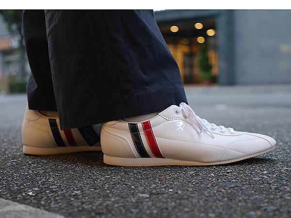 DATIA(ダチア）ブラック久々の入荷です! | パトリック【公式ブログ】｜PATRICK LABO BLOG