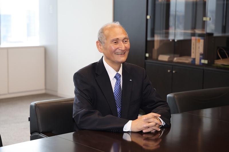After summer vacation—readjusting to changes | SUMITOMO RIKO President ...