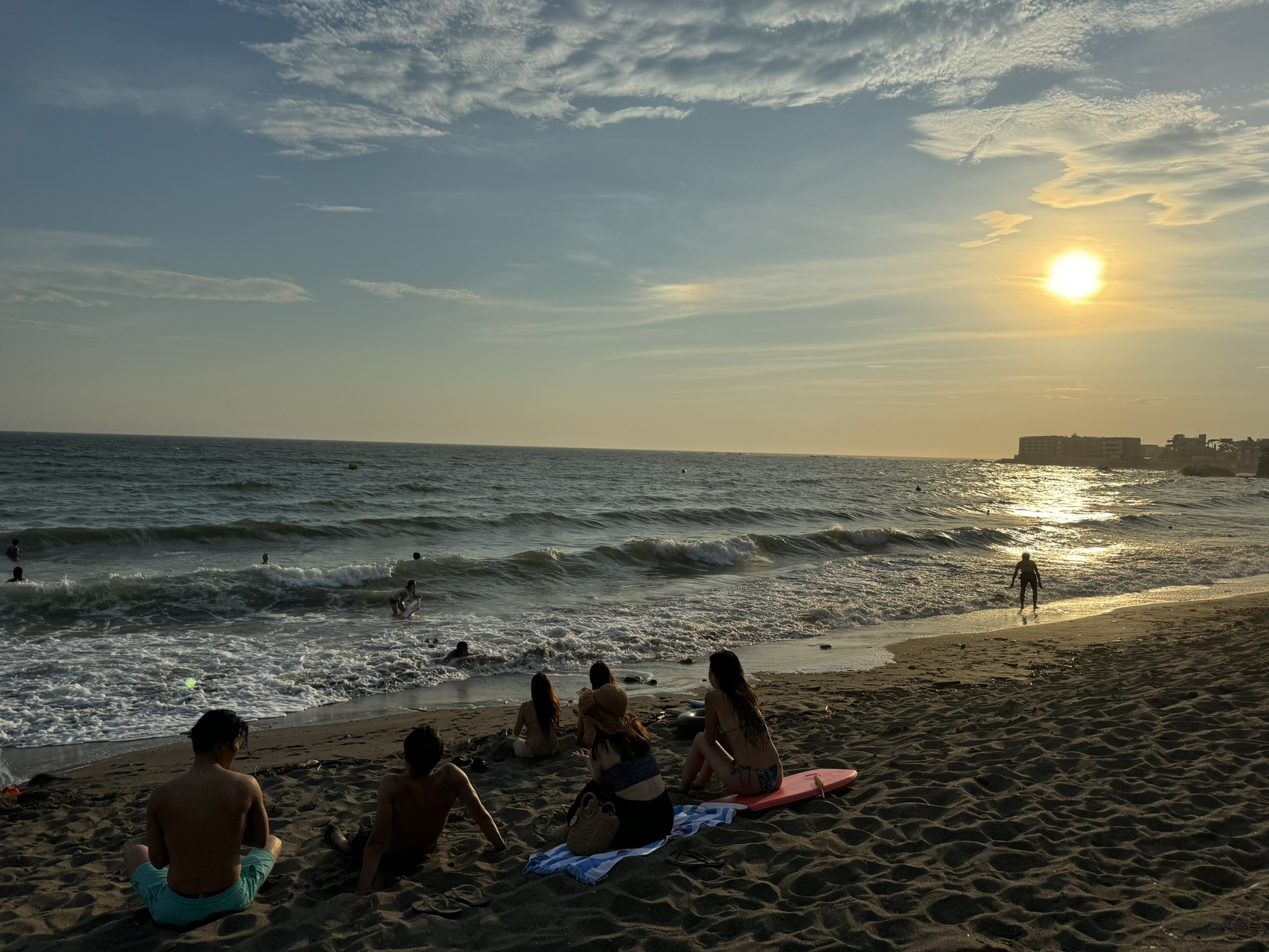 「窓の灯り」 | 角田陽一郎 Kakuta Yoichiro Official Site [DIVERSE]