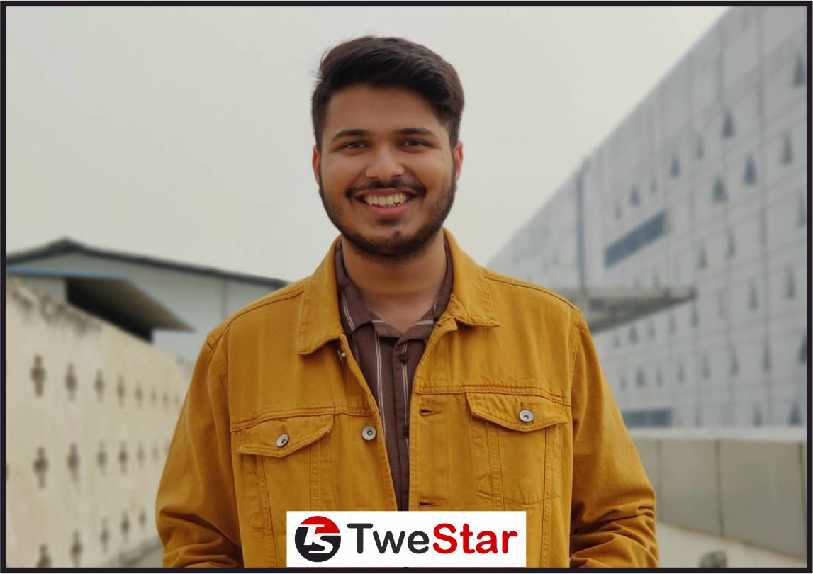 Shubham Gaur Biography, Wiki, Age, Height, Family & More | 3D Oversized Tee