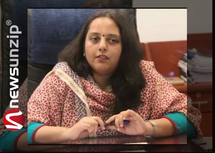 Remya Mohan Wiki (IAS) | Clothes Shopinfo