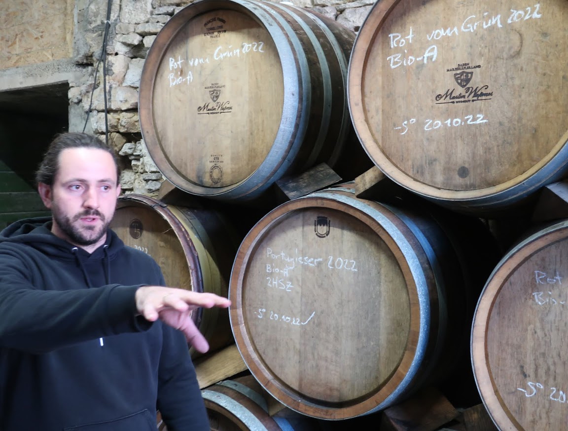 CHRISTOPHER BARTH クリストファー・バート | 木村屋酒店｜熊本市新町にある酒屋