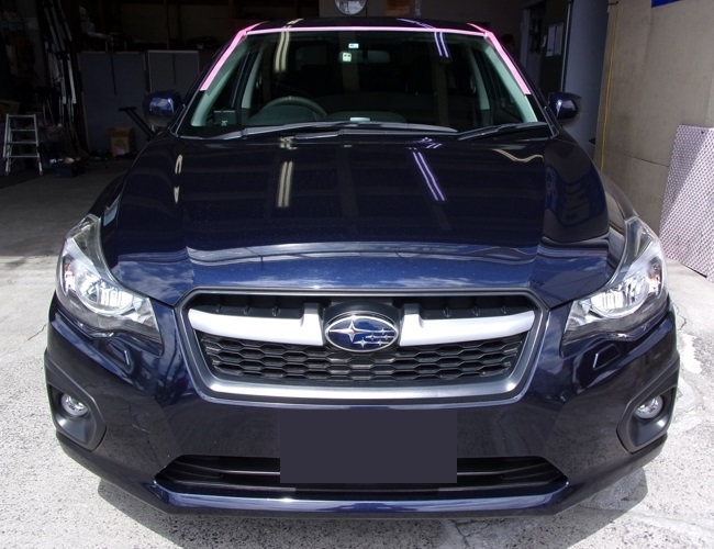 スバル・インプレッサ（GJ3）飛び石によるフロントガラス交換事例 | ジャパンオートガラス