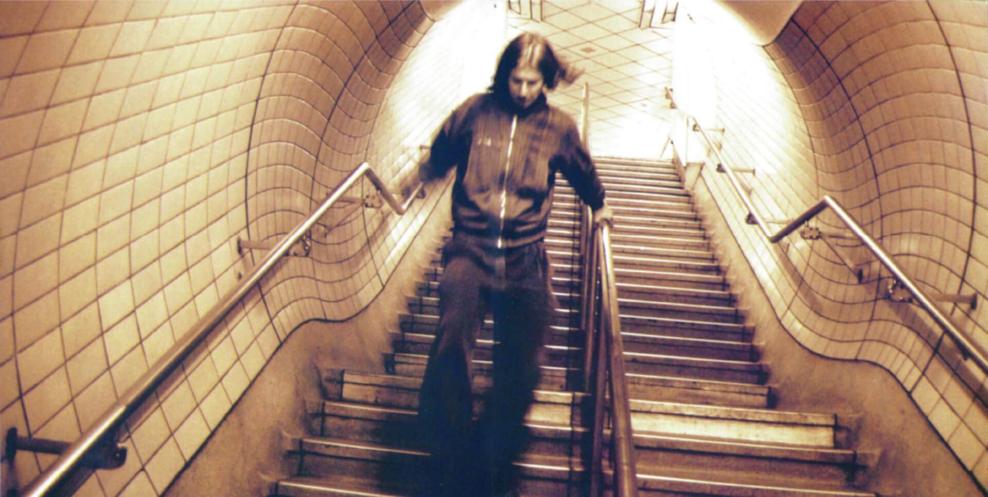 エイフェックス・ツインが初めて〈WARP〉から【Polygon Window】名義でリリースした名盤中の名盤『Surfing On Sine ...