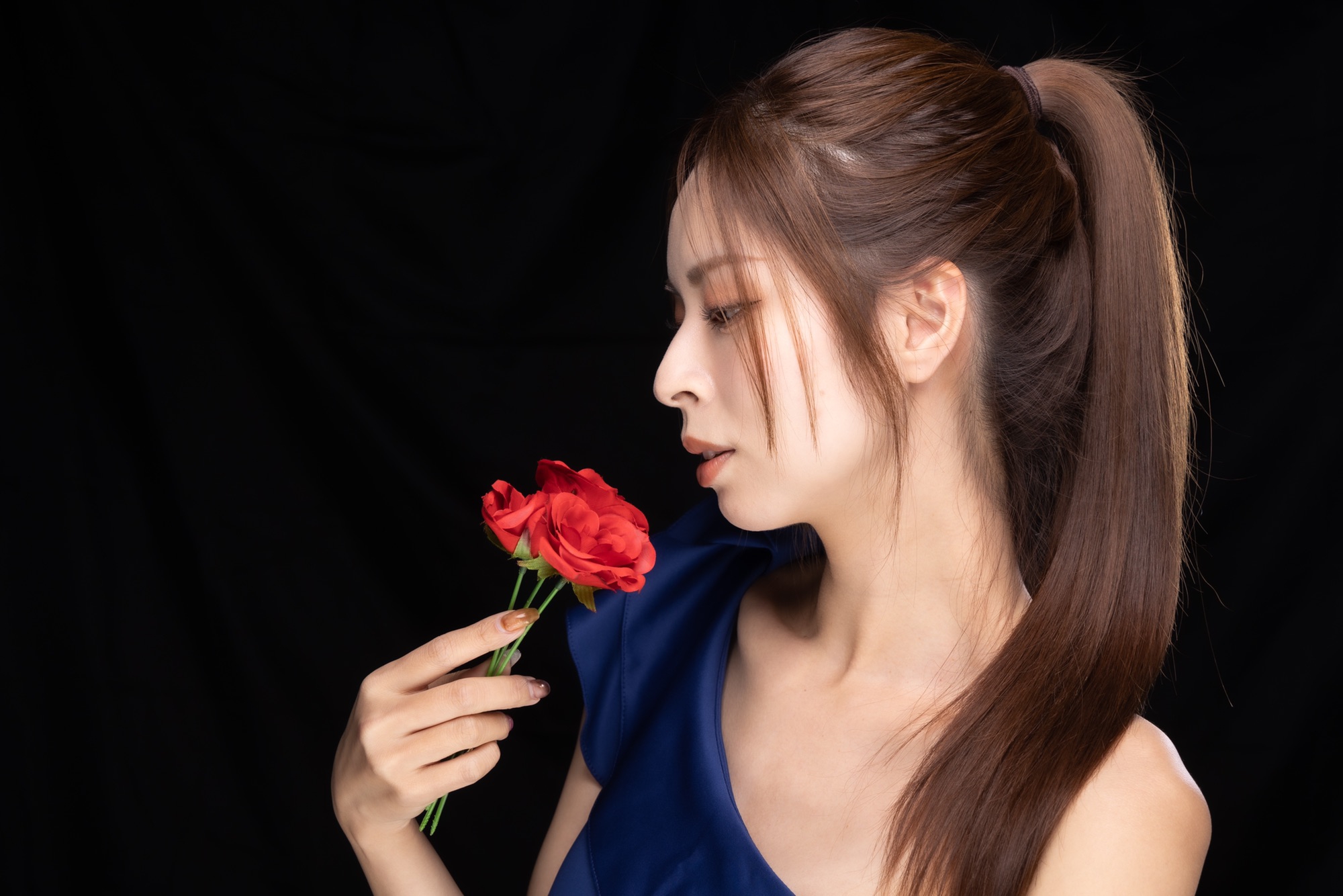 PROFILE | Eiichi Azumi / Arisa Kamata Photo Page