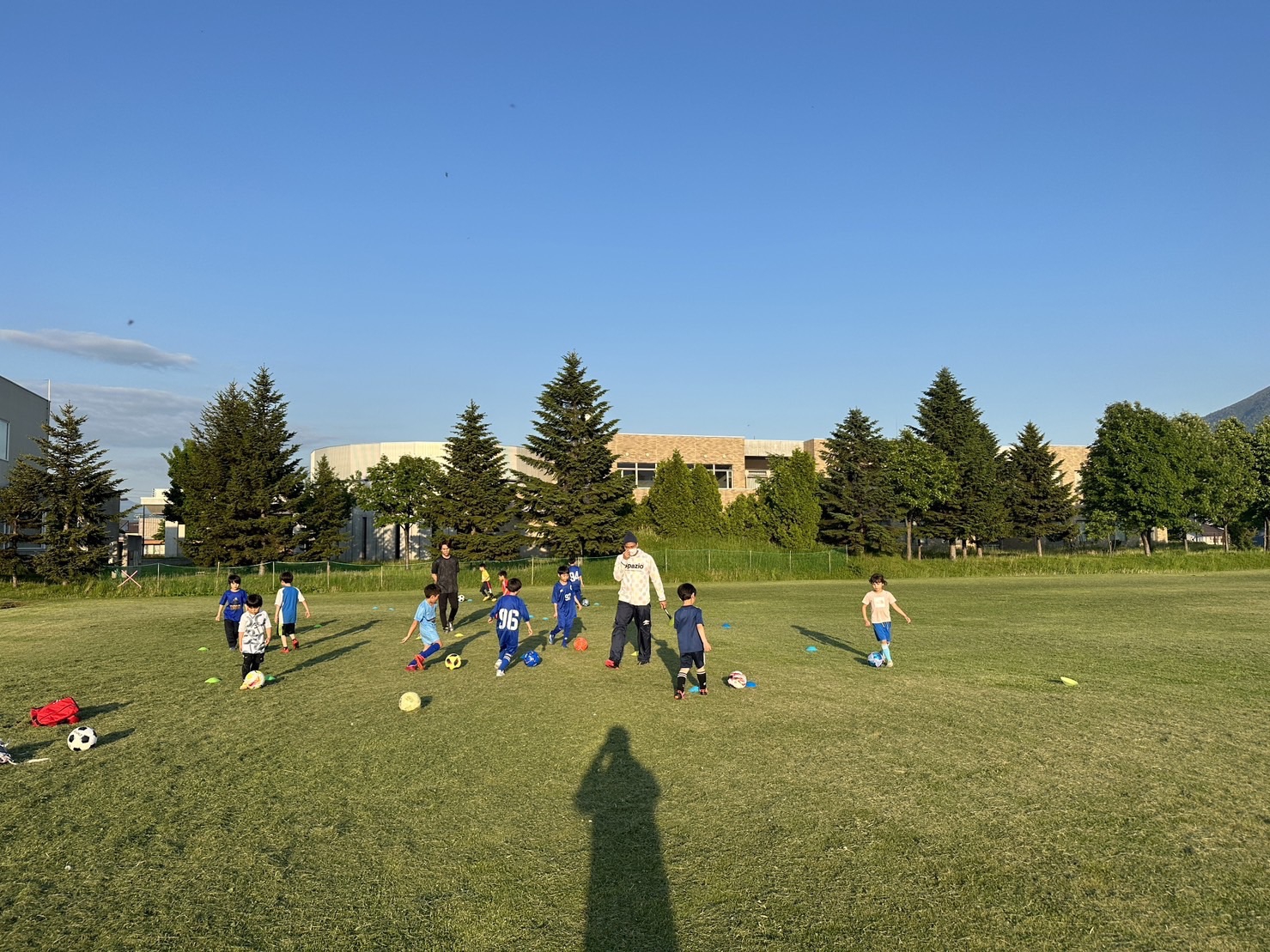 草刈った⁈ | EZZORE FC