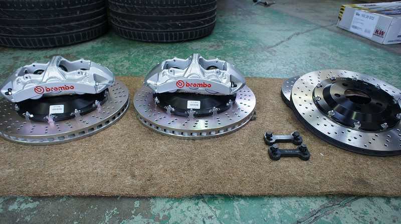 F06 Gran Coupe×Brembo GT Kit！ | アクセスエボリューション目黒店 access-ev MEGURO