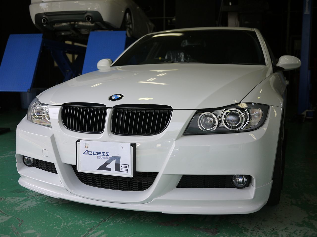 E90に定番の3Dリップ取り付け | アクセスエボリューション目黒店 access-ev MEGURO