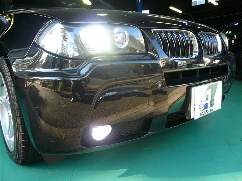 X3にキセノンフォグ取付 | アクセスエボリューション目黒店 access-ev MEGURO