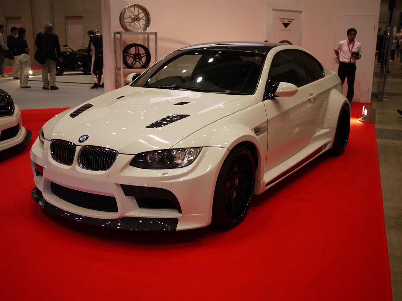 インポートカーショーに行ったらコレ見なきゃ・・・ | アクセスエボリューション目黒店 access-ev MEGURO