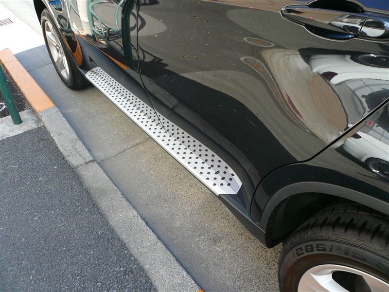 X6に純正ランニングボード取付 | アクセスエボリューション目黒店 access-ev MEGURO