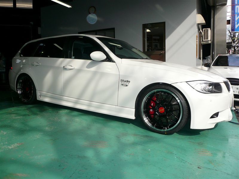 E91 335にBBS RGR限定ブラックポリッシュ取付 | アクセスエボリューション目黒店 access-ev MEGURO