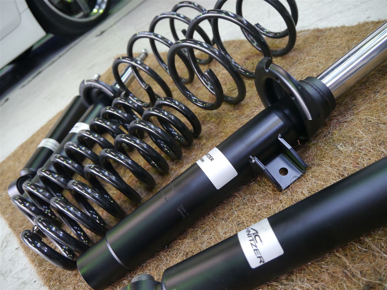 F30なお客様にこちらのお取付でございますね！ | アクセスエボリューション目黒店 access-ev MEGURO