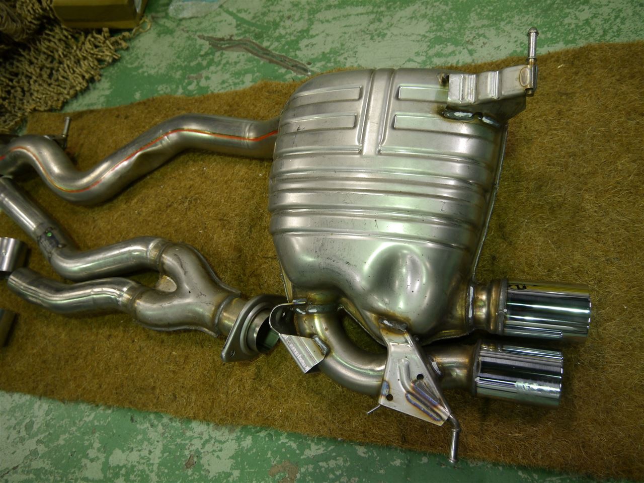 E82 135なお客様に、BPマフラーお取付！ | アクセスエボリューション目黒店 access-ev MEGURO