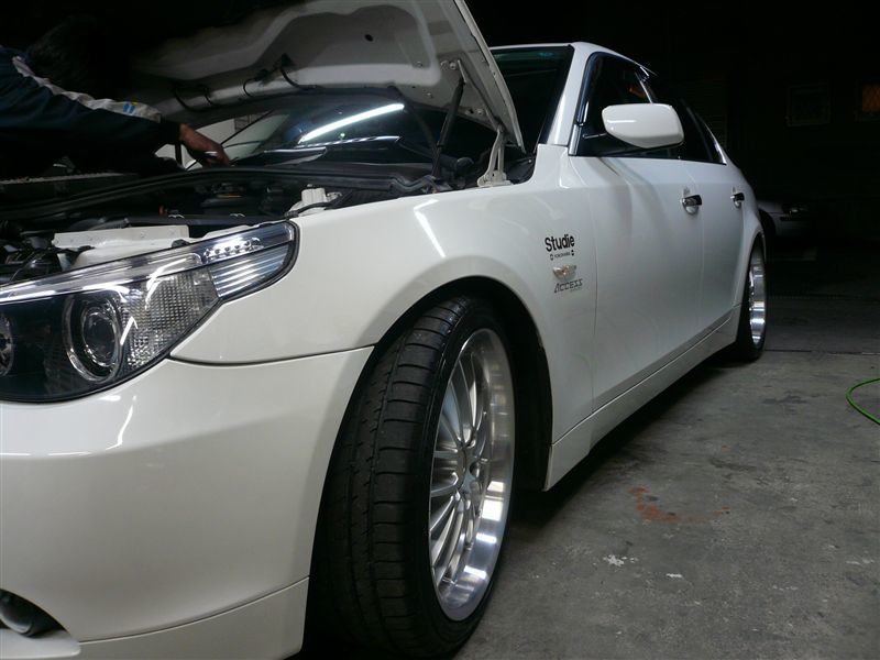 E60にarcクライマックスエボ取り付けしました！ | アクセスエボリューション目黒店 access-ev MEGURO