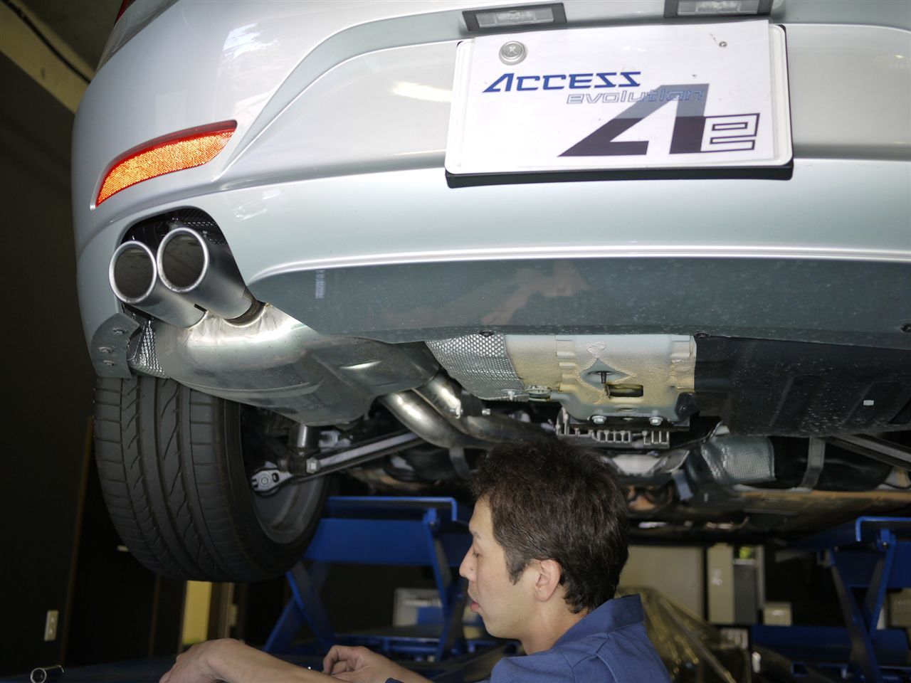 E89 Z4 23iにレムスマフラー取り付け | アクセスエボリューション目黒店 access-ev MEGURO