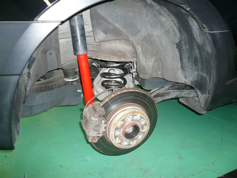 X3にザックスパフォーマンス取付～ | アクセスエボリューション目黒店 access-ev MEGURO