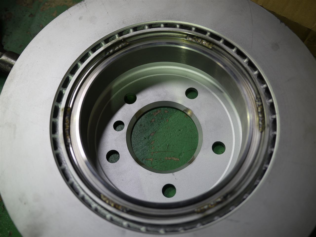 E90 323なかたにBPブレーキお取り付け！ | アクセスエボリューション目黒店 access-ev MEGURO