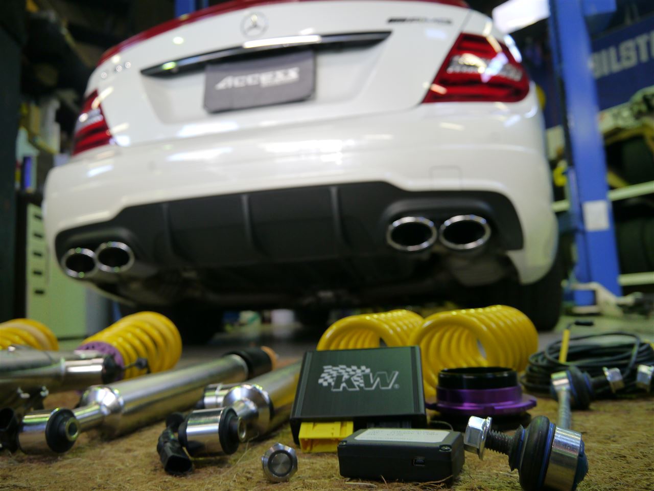 C63なお客様に、KW DDCお取り付け！by目黒店 | アクセスエボリューション目黒店 access-ev MEGURO