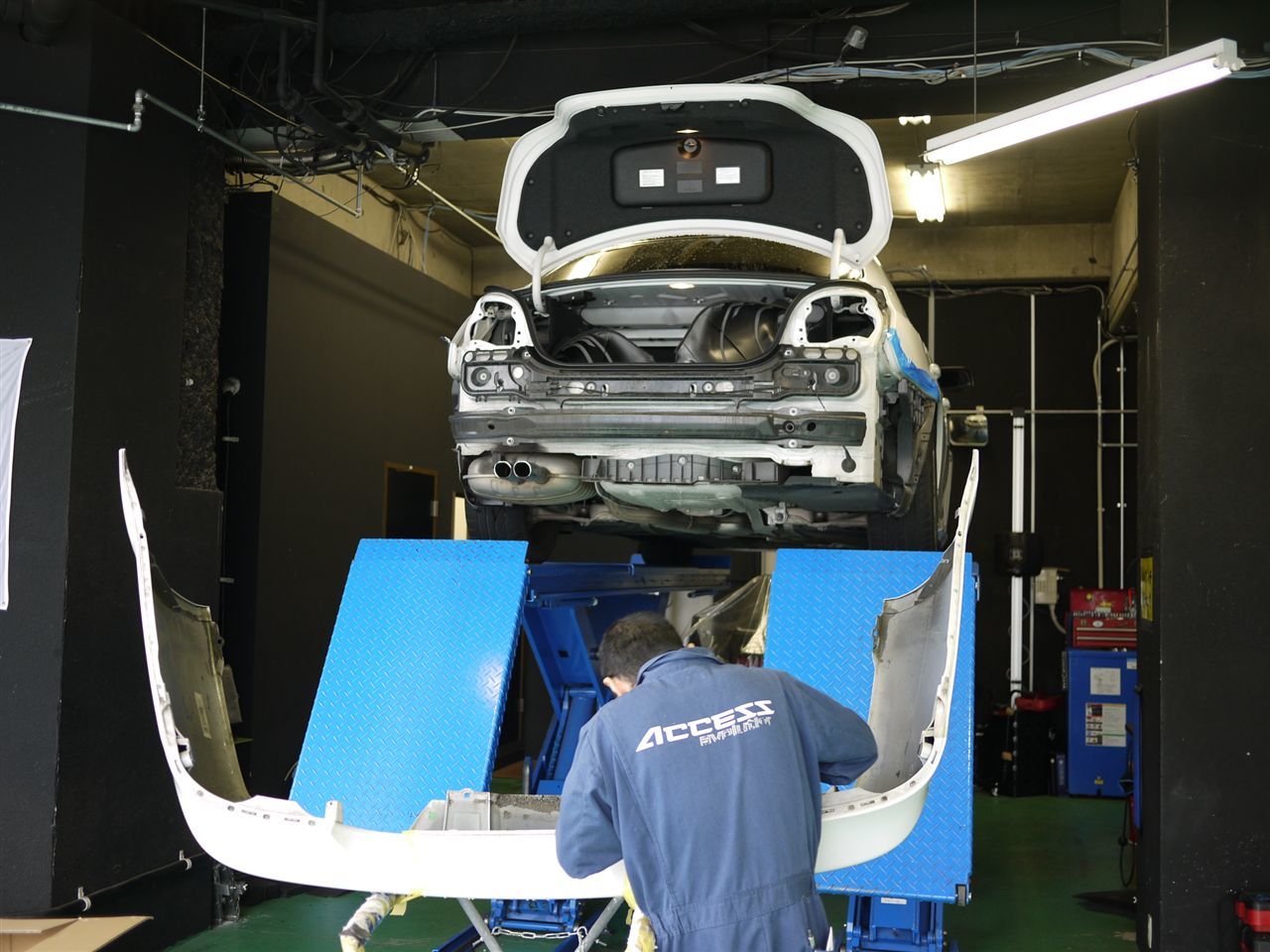 E60にアーキュレーマフラー左右出し | アクセスエボリューション目黒店 access-ev MEGURO