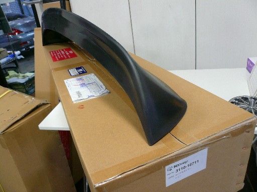 発売開始！E87 3Dデザインルーフスポイラー | アクセスエボリューション目黒店 access-ev MEGURO