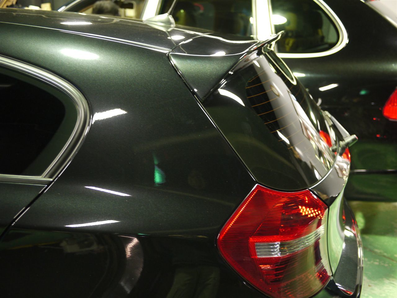 E87に3Dルーフスポイラー | アクセスエボリューション目黒店 access-ev MEGURO