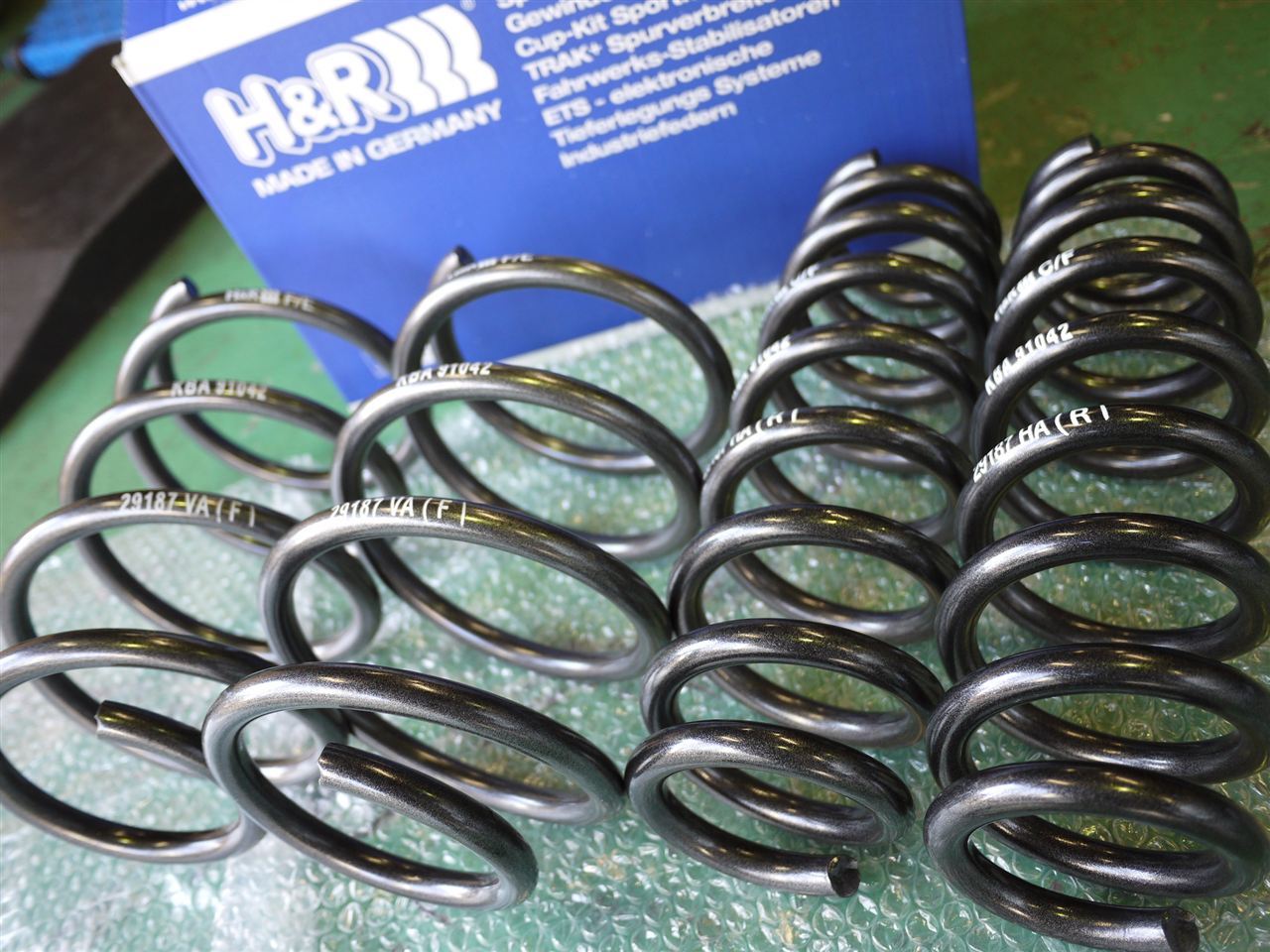 E87なお客様に、H＆Rダウンスプリングお取り付け！ | アクセスエボリューション目黒店 access-ev MEGURO