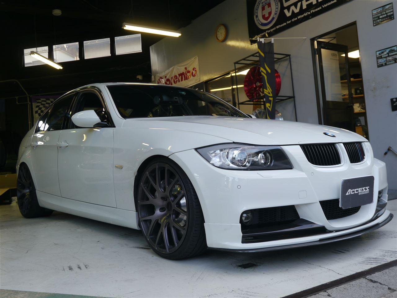 E90 335 × Akrapovic Evolution Sysytem！ | アクセスエボリューション目黒店 access-ev MEGURO