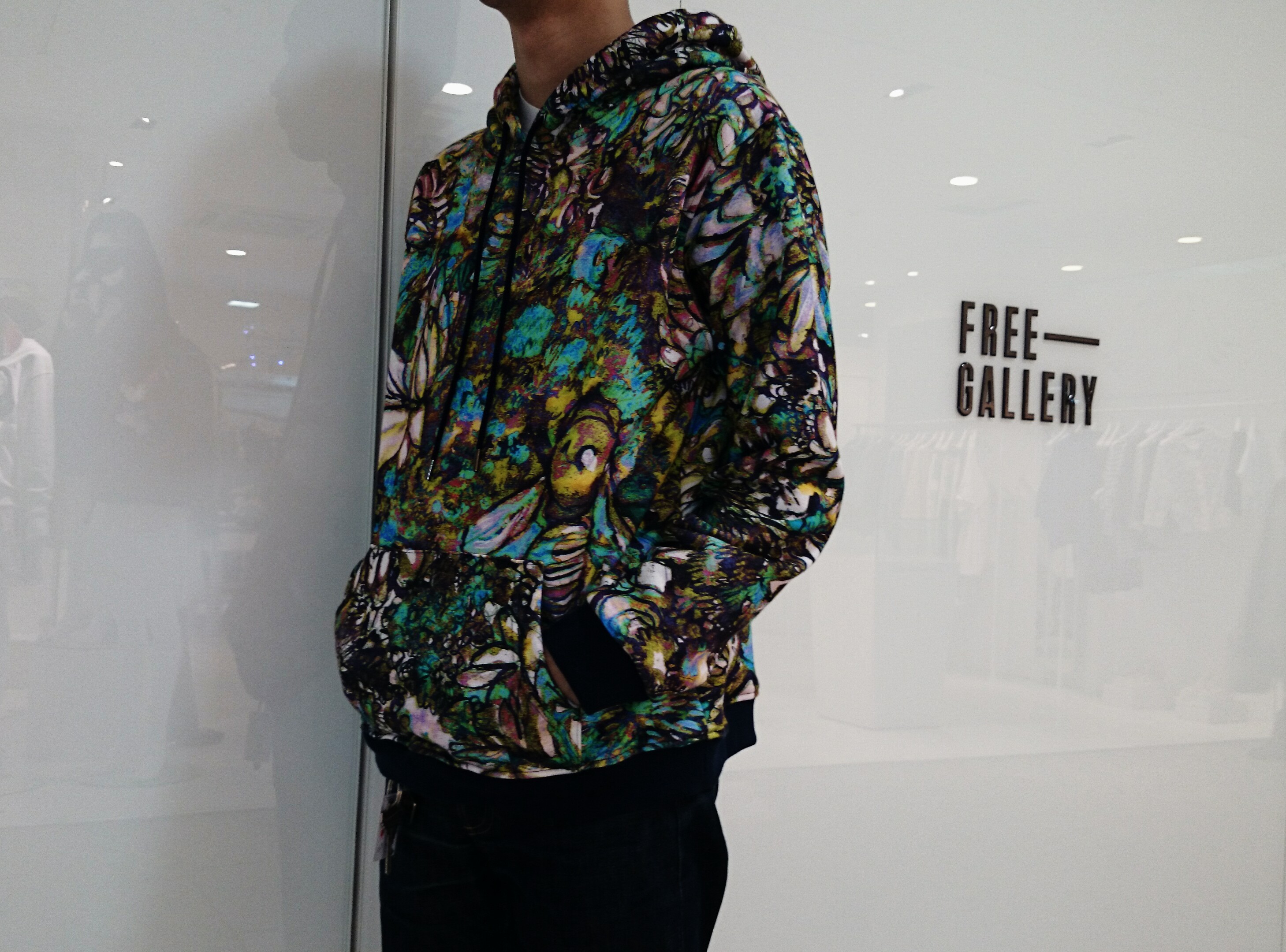 GARY CARD/MEN | FREE GALLERY