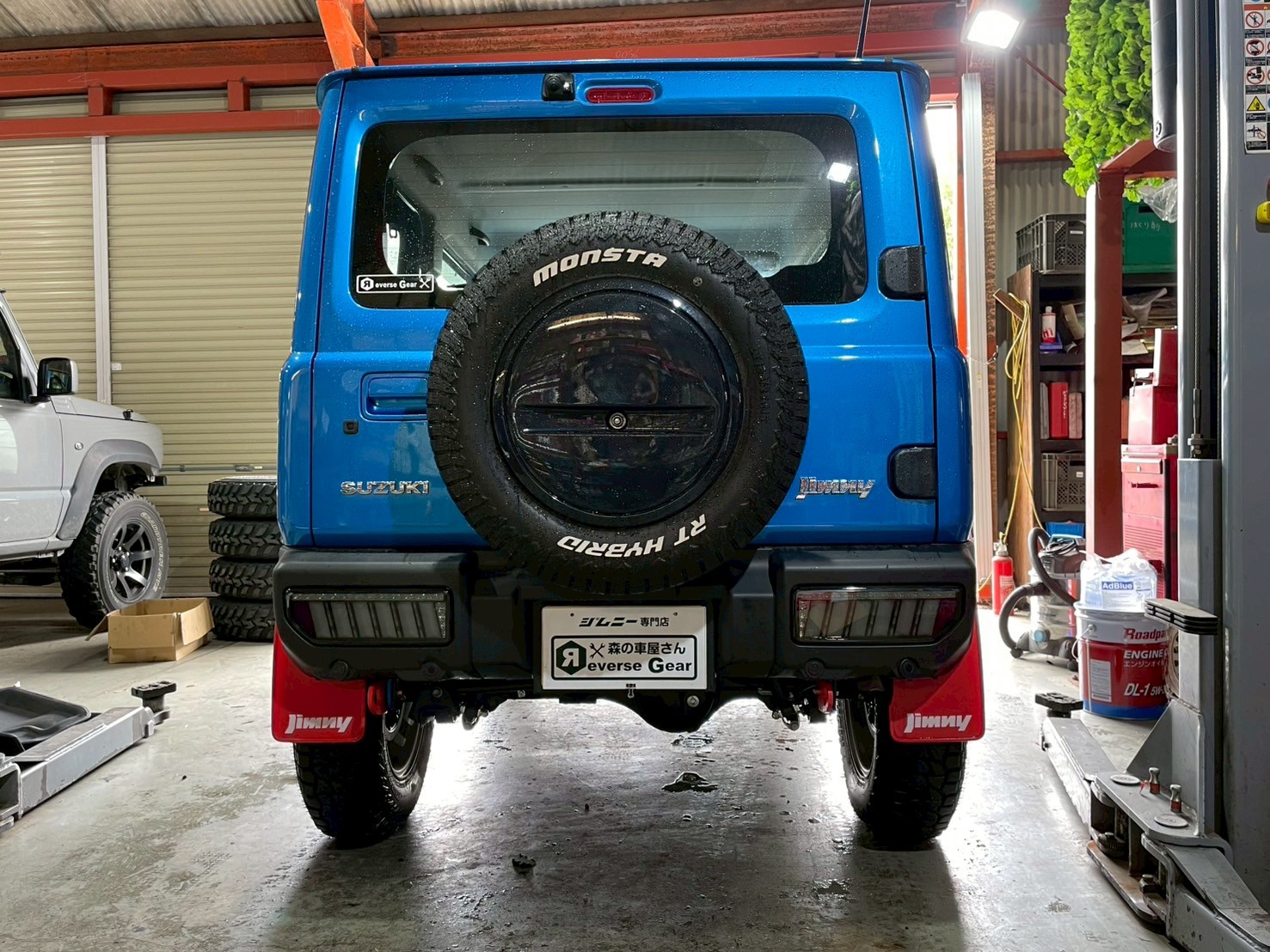 Y様JB64 ヴァレンティLEDテールランプ取付です！ | ジムニー専門店 ReverseGear