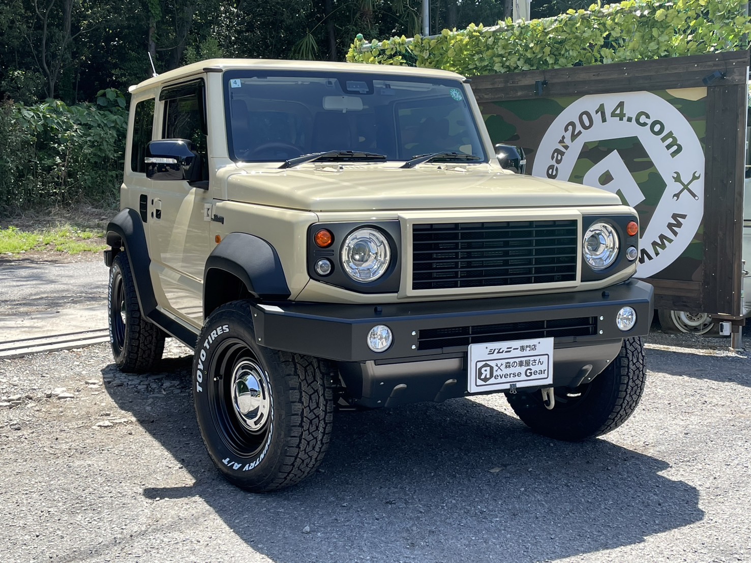 N様JB74 新車カスタムです！ | ジムニー専門店 ReverseGear