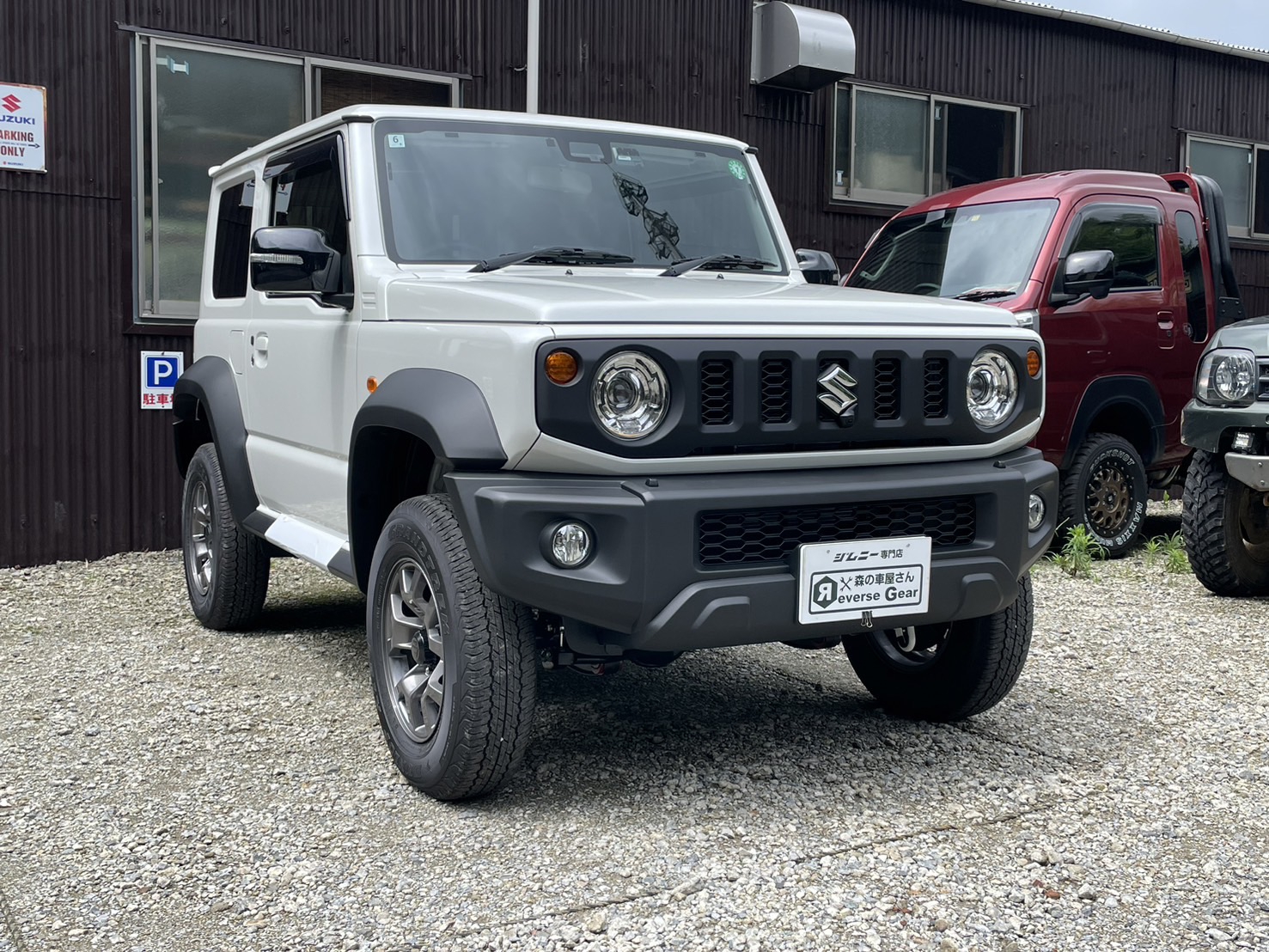 新車JB74カスタム！ | ジムニー専門店 ReverseGear