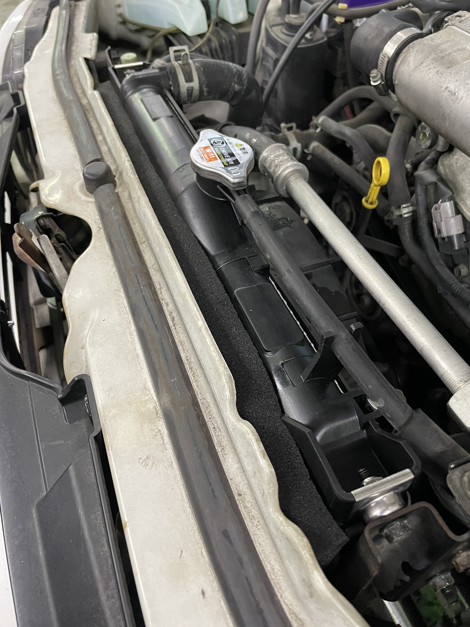 JB23ラジエータ交換 | ジムニー専門店 ReverseGear