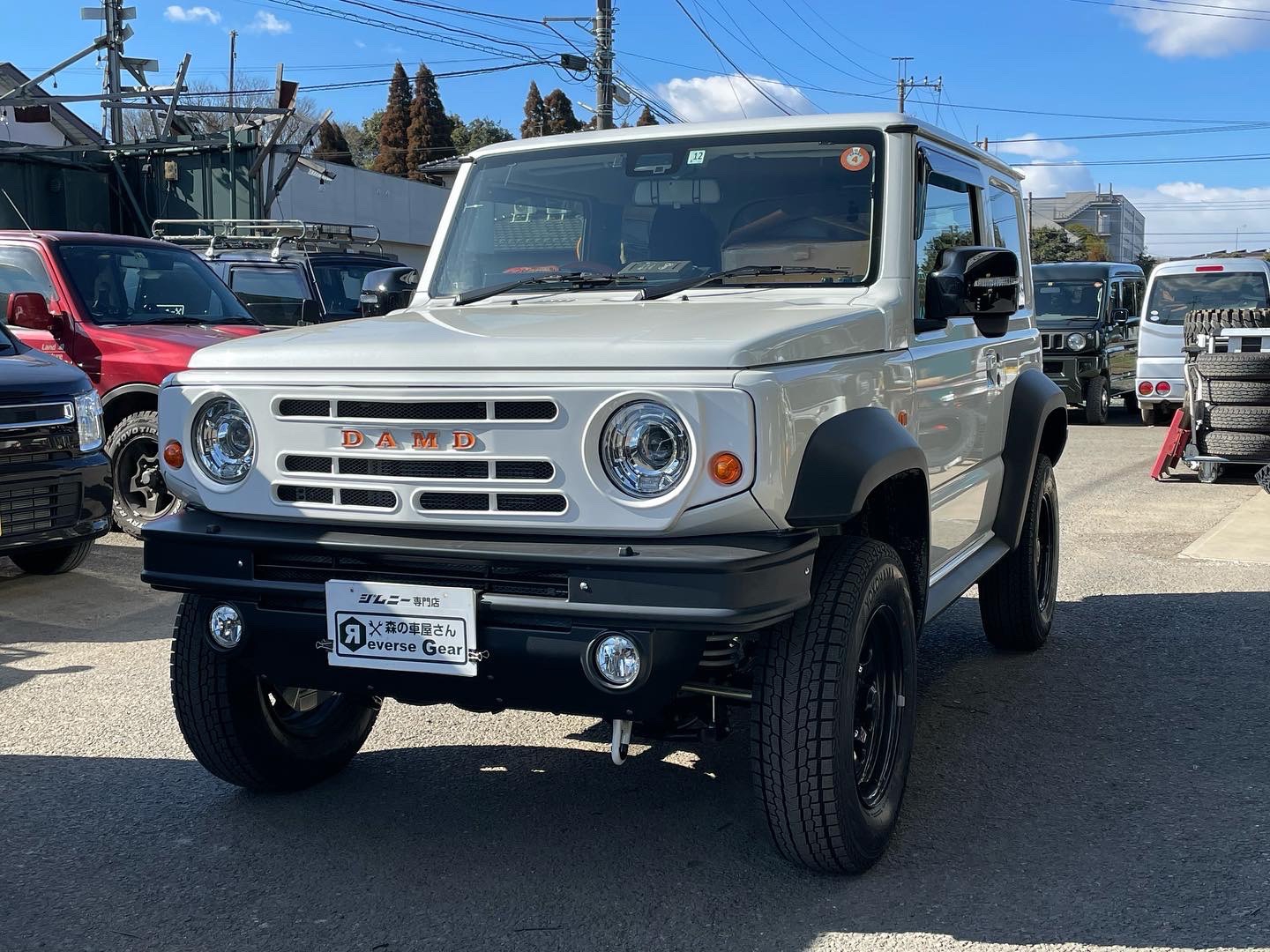 K様、jb74新車カスタムです！ | ジムニー専門店 ReverseGear