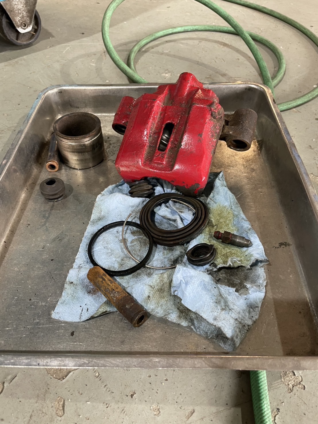 M様JB23ブレーキキャリパオーバーホール | ジムニー専門店 ReverseGear