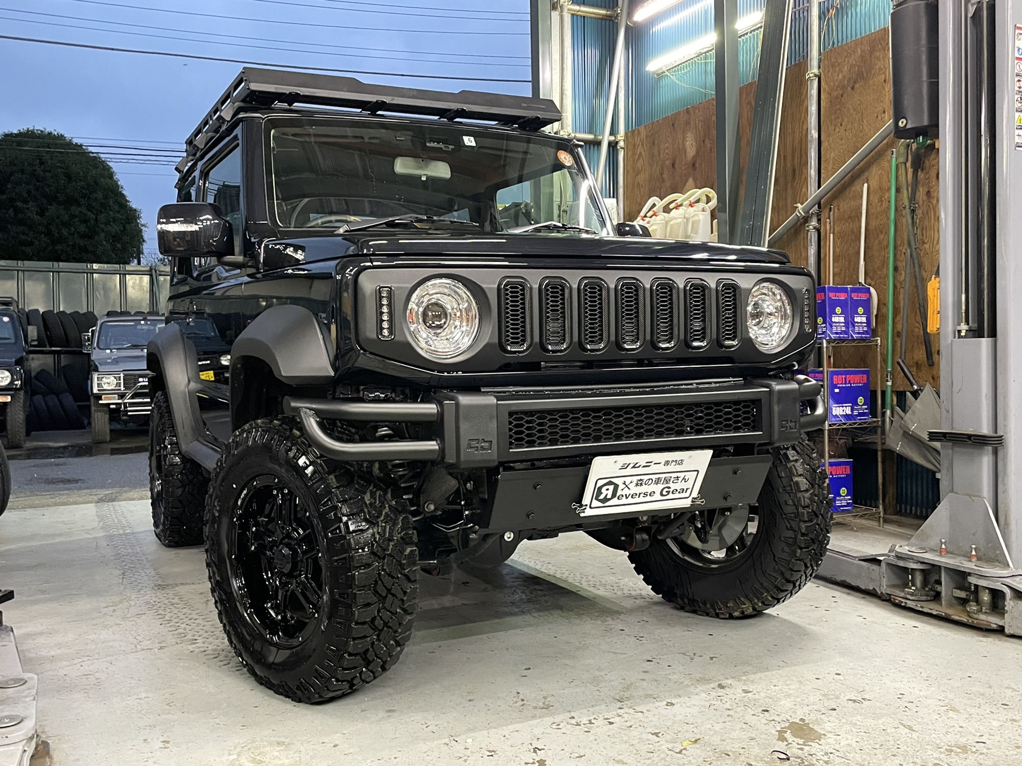 O様、JB74シエラカスタムです！ | ジムニー専門店 ReverseGear