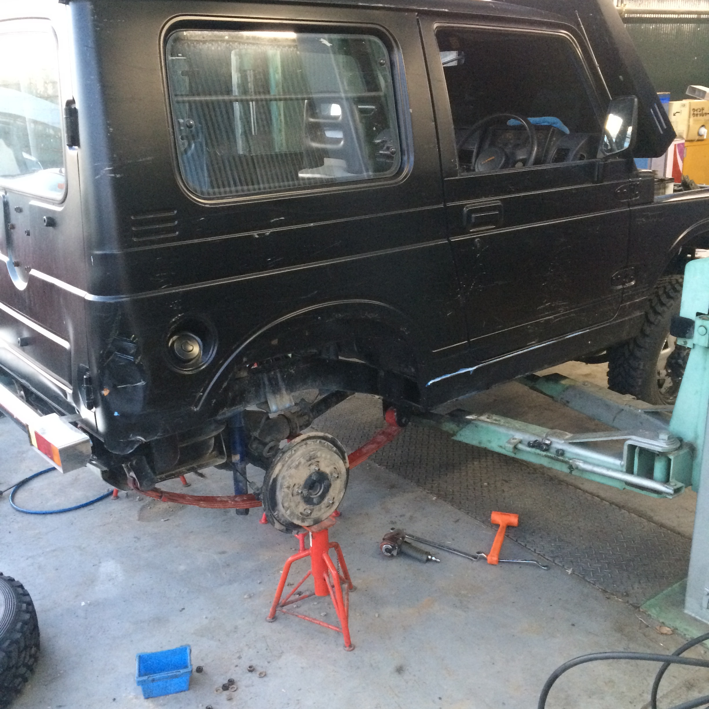 ジムニー JA11 ミックスリーフ | ジムニー専門店 ReverseGear