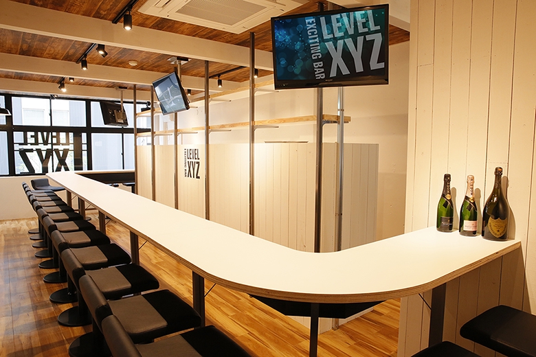 GALLERY | LEVEL XYZ 博多バスターミナル店